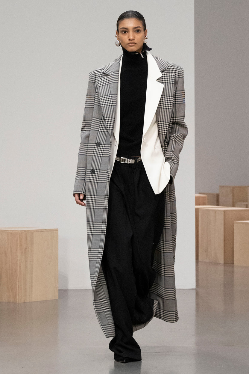 Fall Winter 2025 Runway